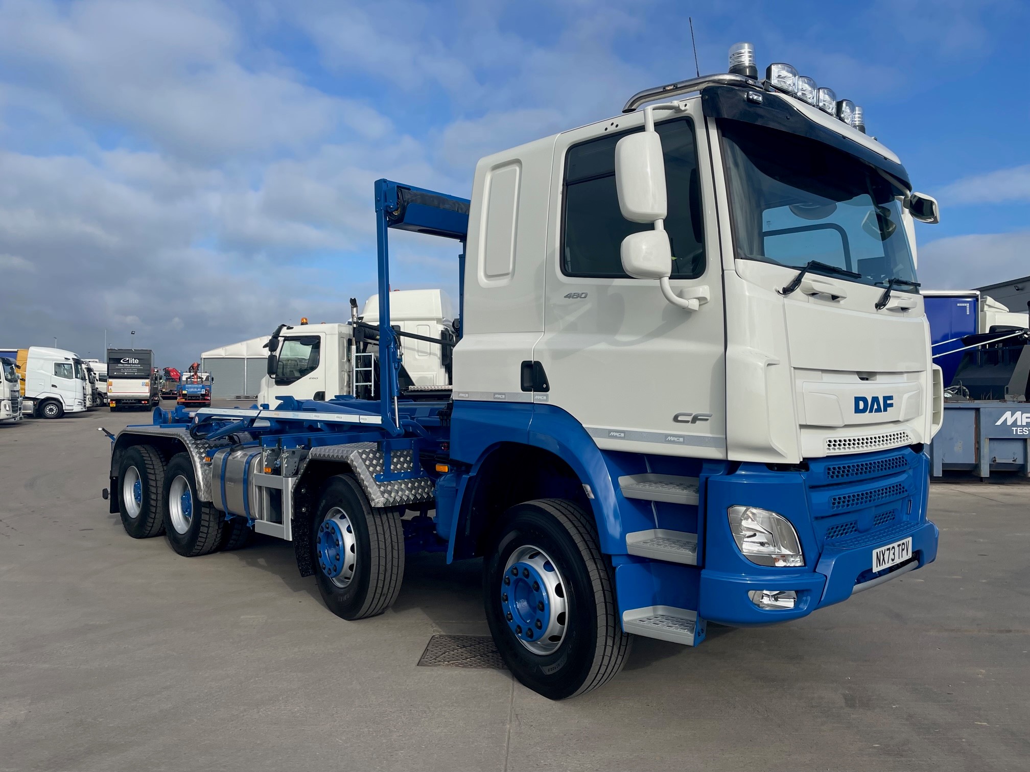 DAF 8x4 VDL Drawbar Hookloader