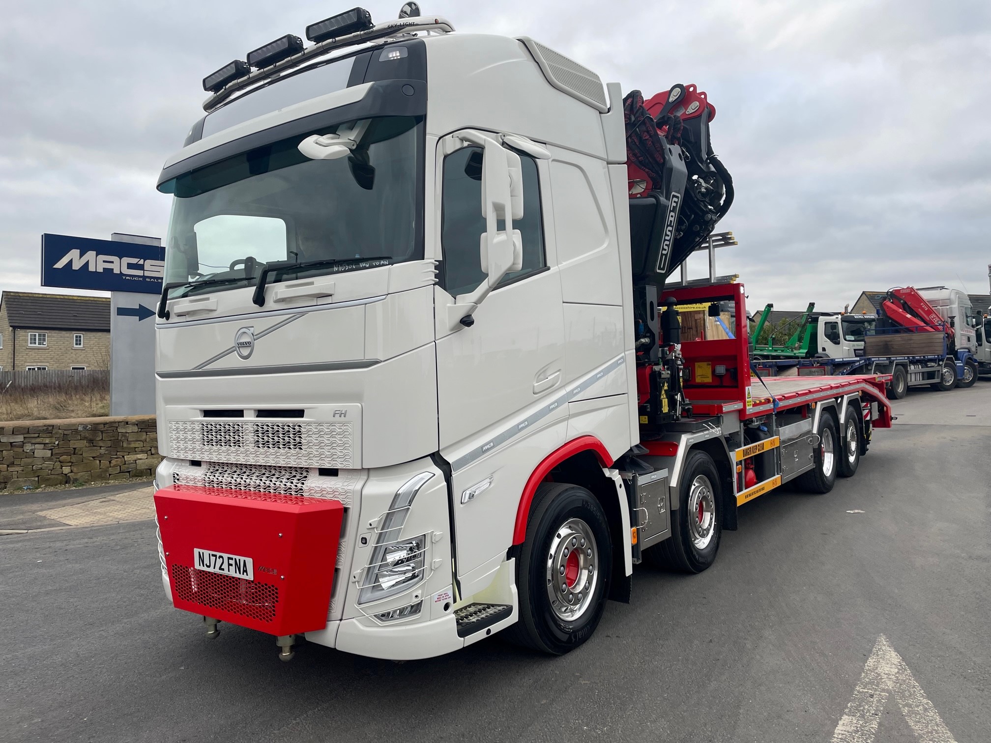 Fully Loaded FH500 Globetrotter with Fassi F820