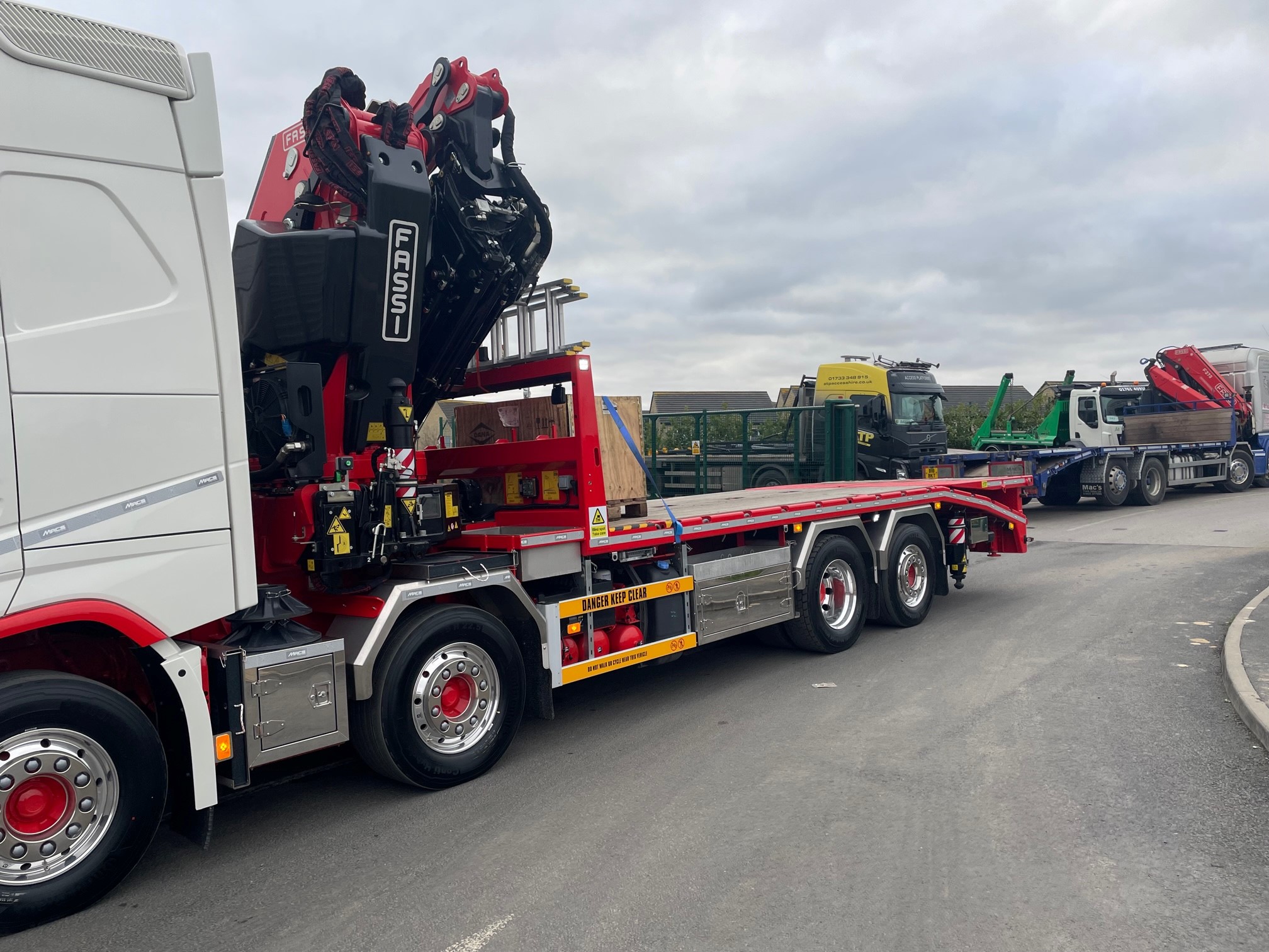 Fully Loaded FH500 Globetrotter with Fassi F820