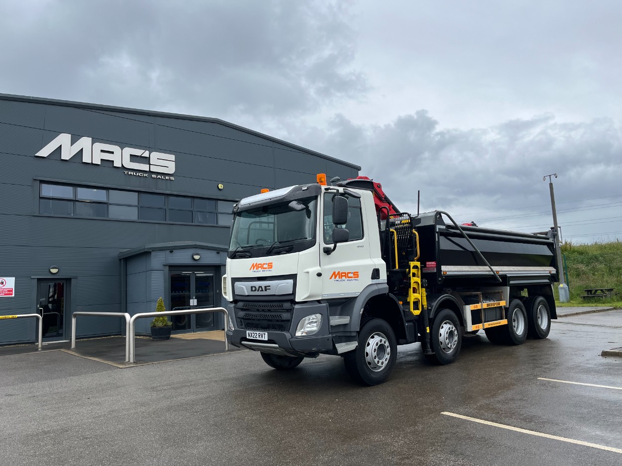 DAF (2022) 8x4 Tipper Grab