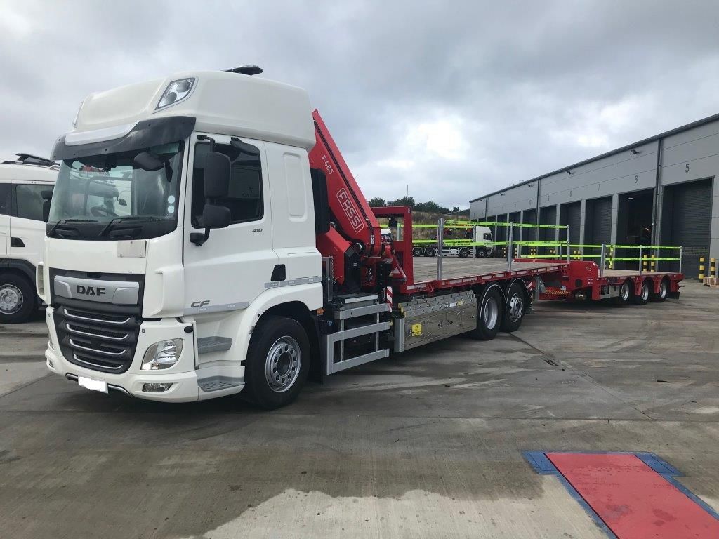 DAF (2024) CF410 8 x 2 Fassi F485RA.2.25 Crane Mounted Rigid Flatbed ...