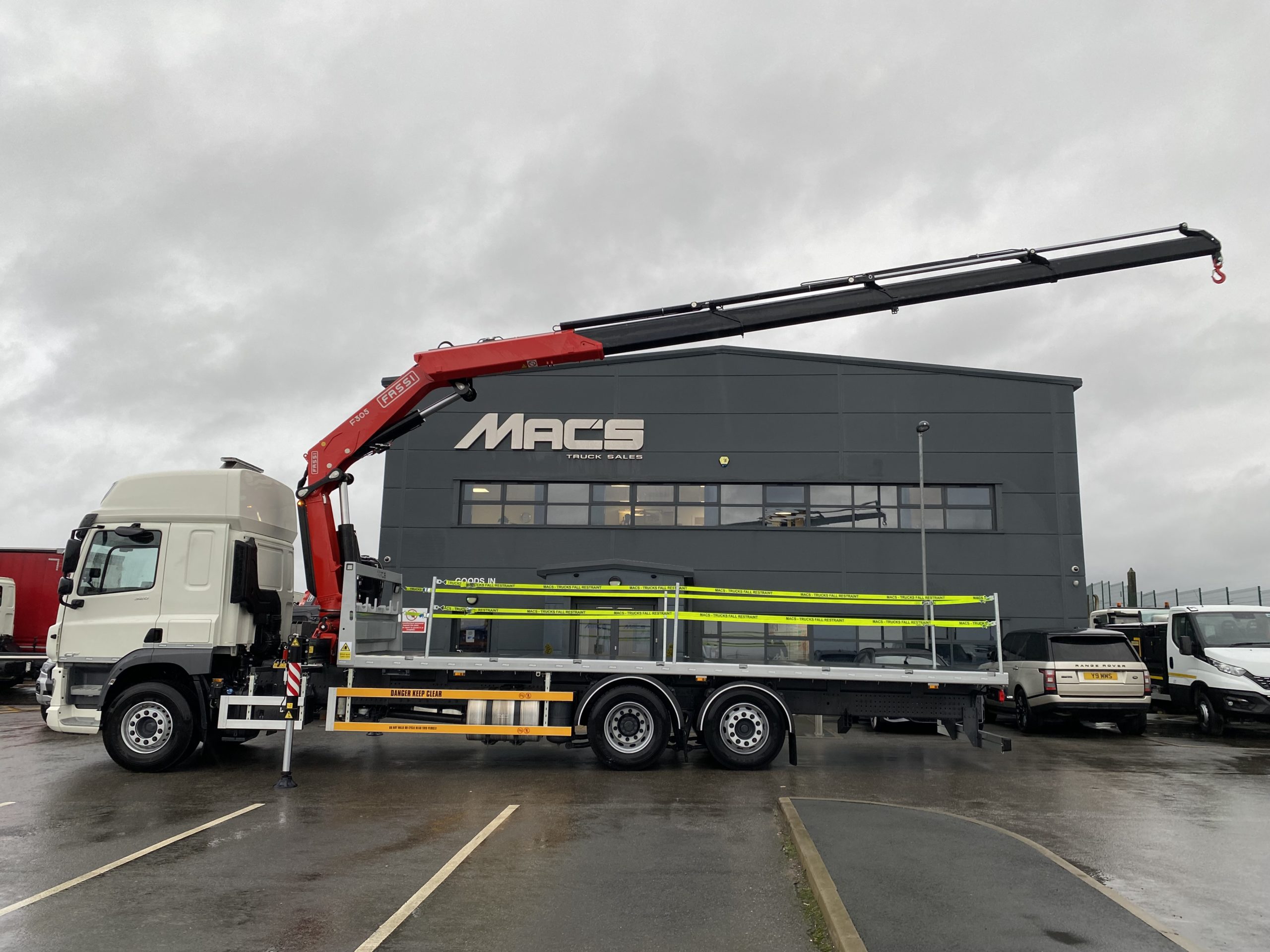 DAF (2025) CF FASSI F305 6x2 Flatbed