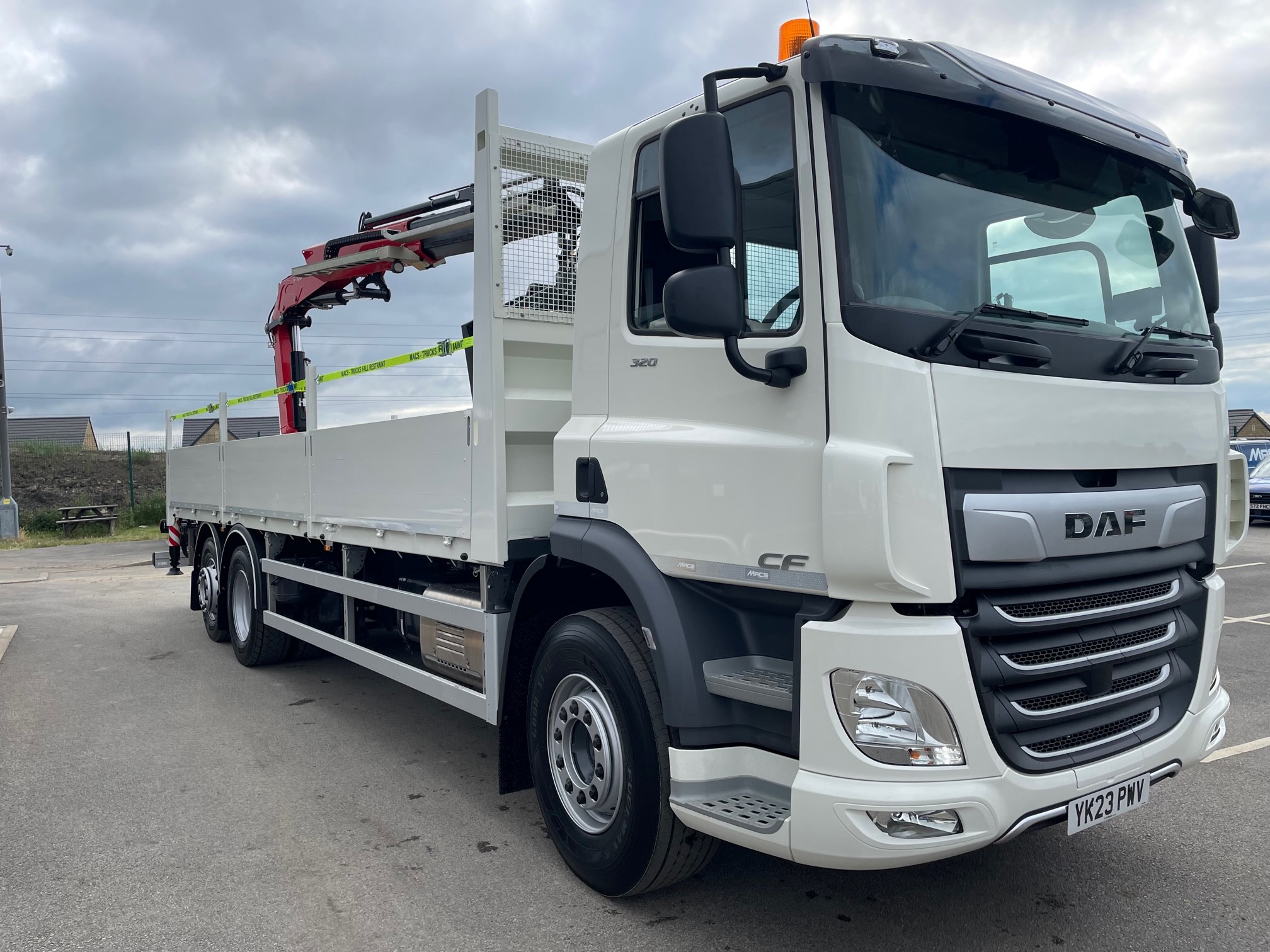 DAF (2025) CF320 6x2 Builders Merchant F155