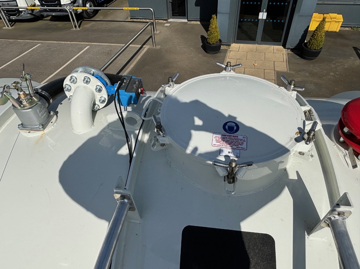 DAF (2025) CF370 Whale Vac / Jet Tanker