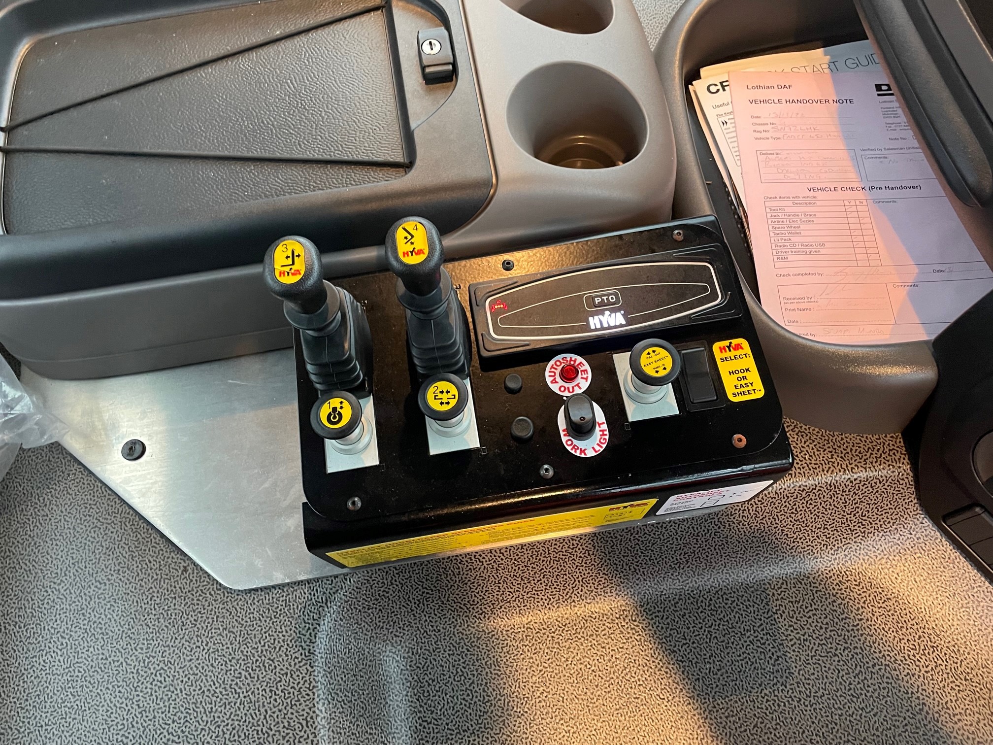 DAF (2025) CF450 8x4 Hyva Hookloader