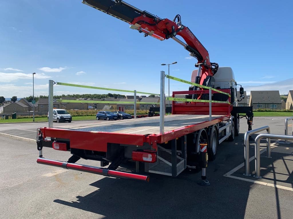 DAF (2026) CF460 8x2 FASSI F710 With Fly Jib Flatbed