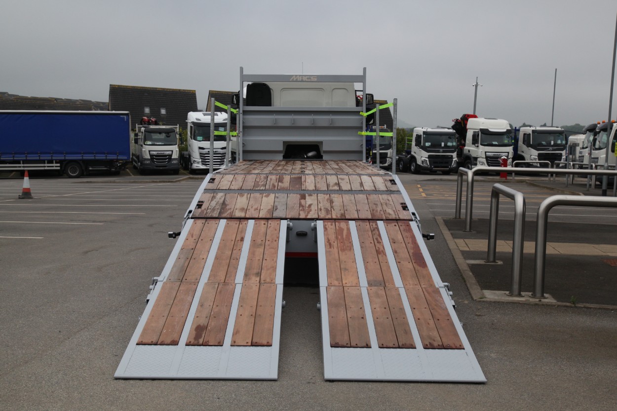 DAF (2025) LF210 14/16T Beavertail