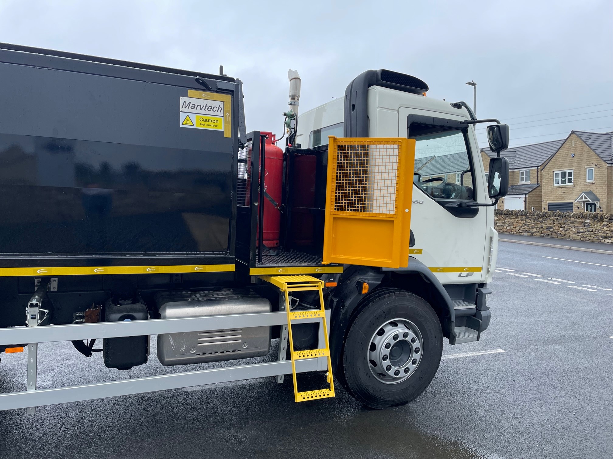 DAF (2025) LF 260 4x2 HOTBOX