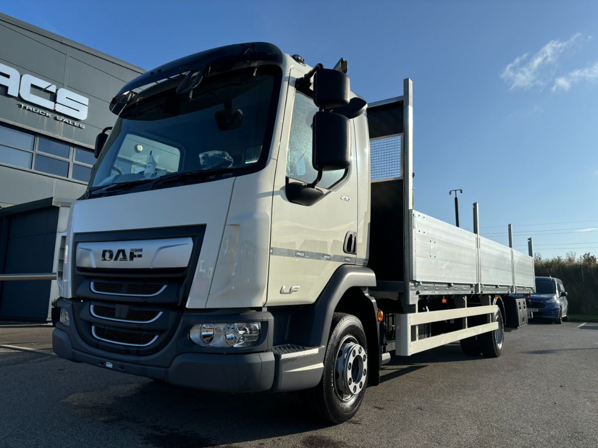 DAF (2025) LF210 4x2 12T Scaffold Truck