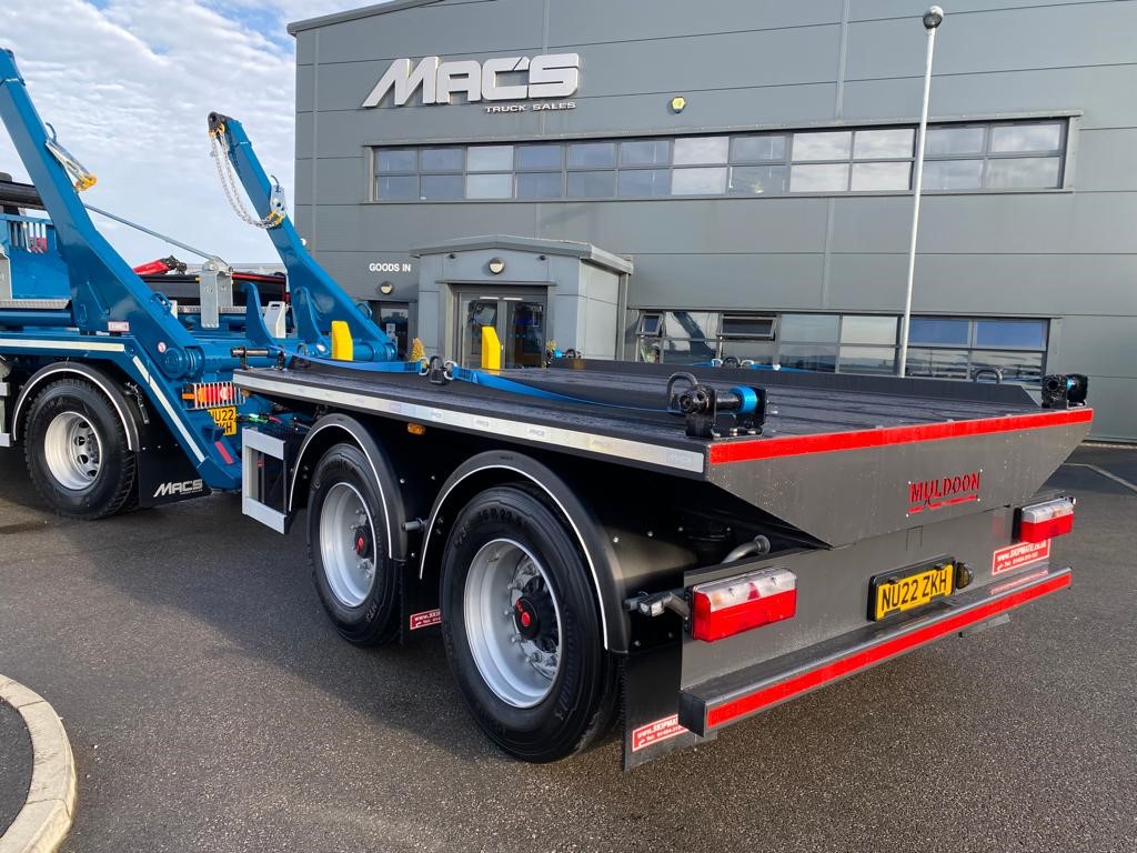 DAF (2026) LF310 4X2 18T SKIP LOADER