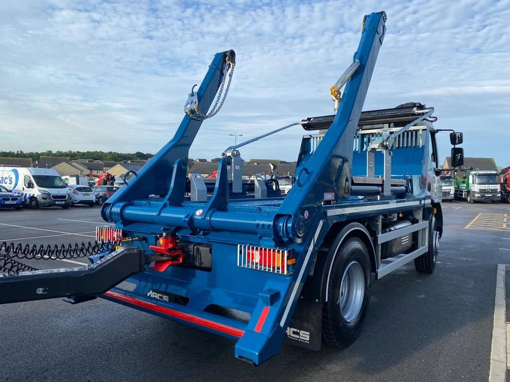 DAF (2026) LF310 4X2 18T SKIP LOADER