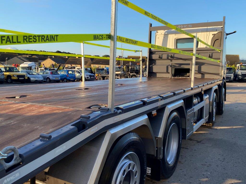 DAF (2025) XD450 8X2 32T Beavertail