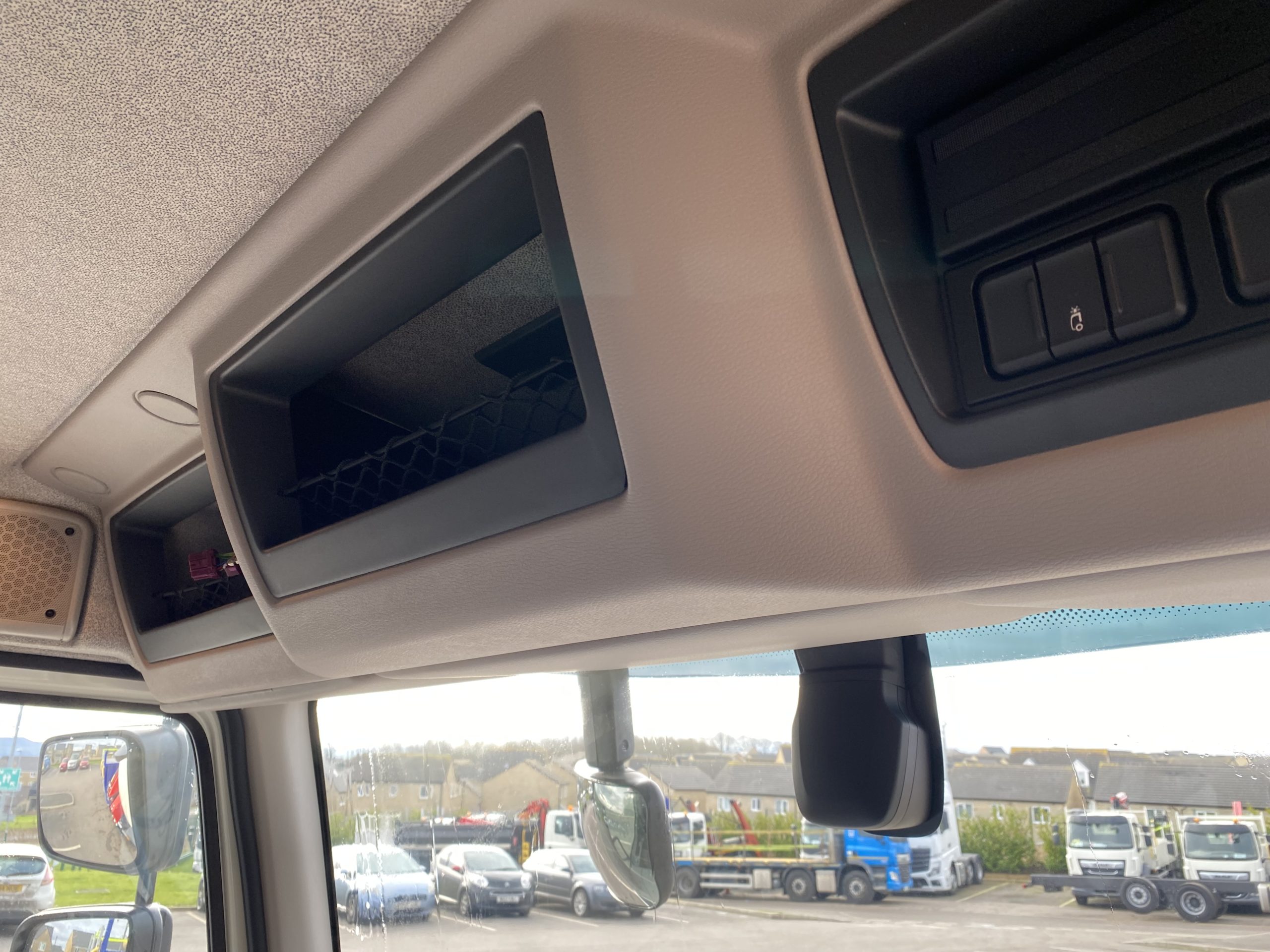 DAF LF210 (2025) 14/16T FASSI F110 CRANE AND FLAT