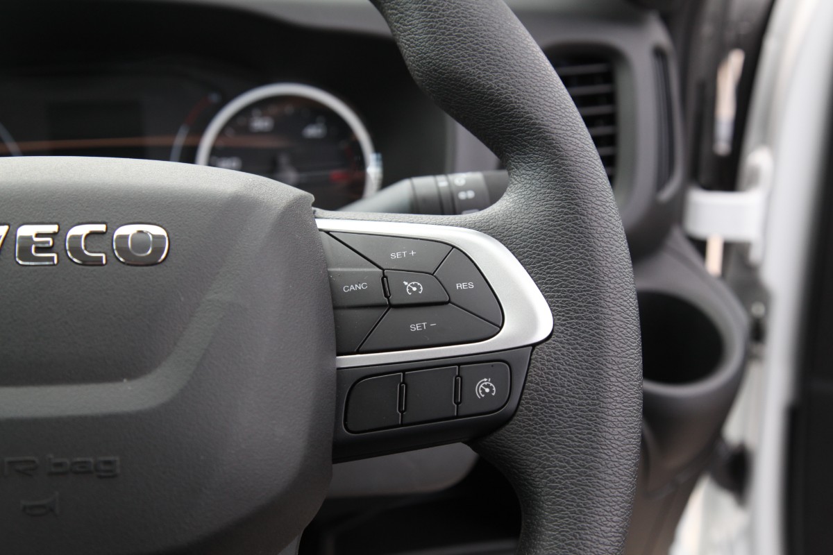 Iveco (2025) 7.2T Beavertail