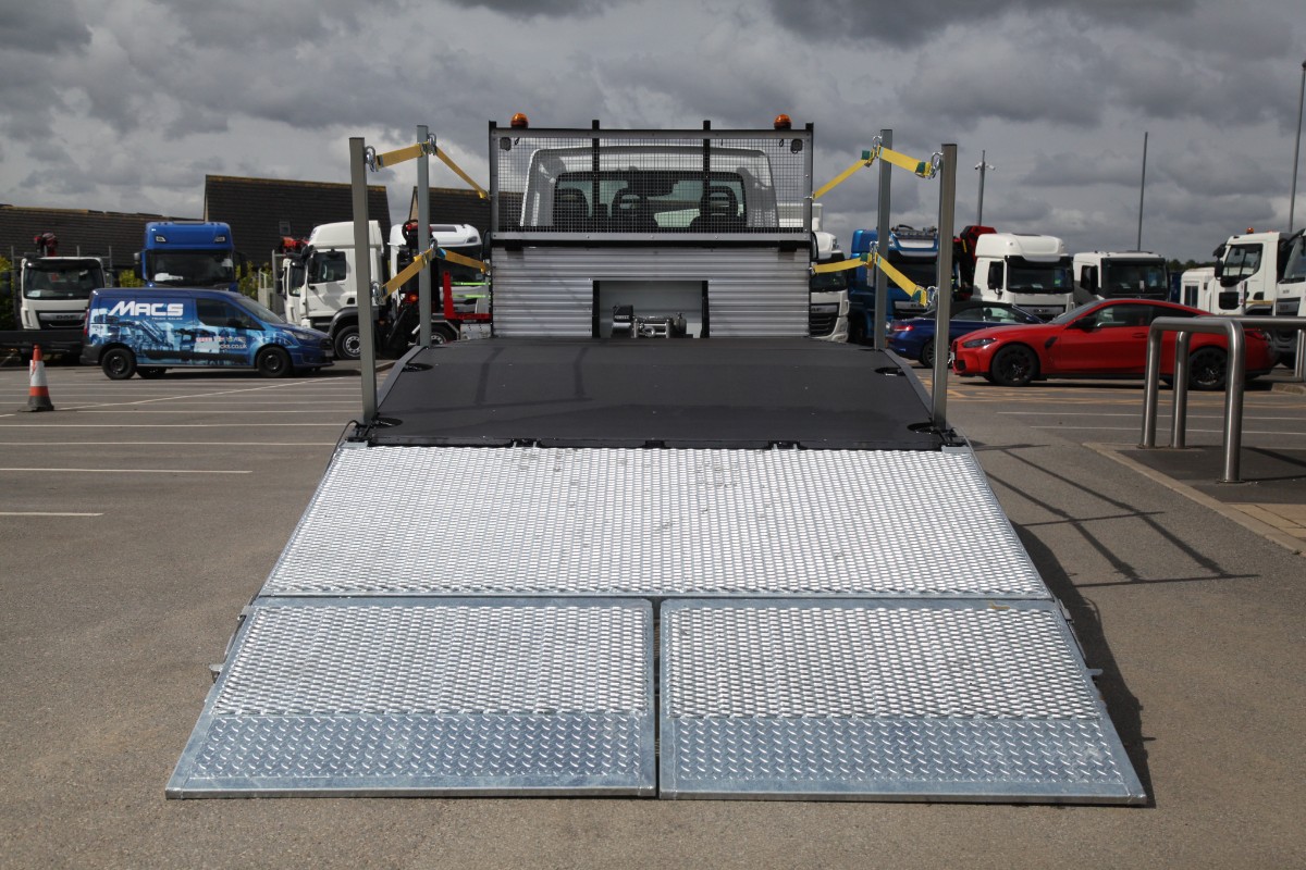 Iveco (2025) 7.2T Beavertail