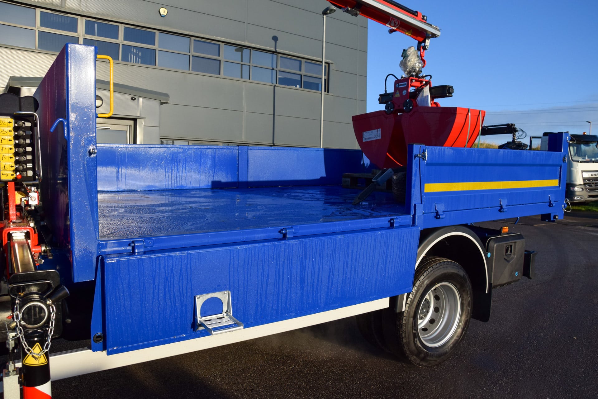 Iveco (2026) 72-180 7.2T Tipper Grab