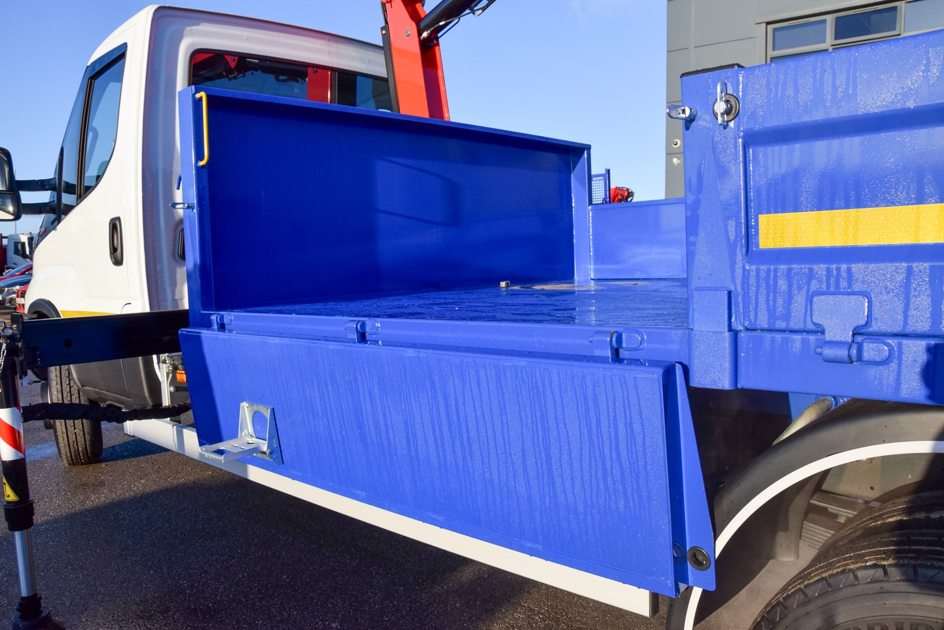 Iveco (2026) 72-180 7.2T Tipper Grab