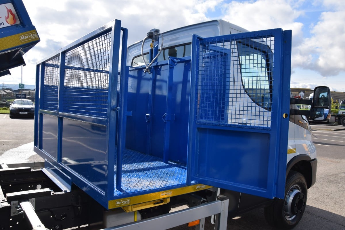 Iveco (2026) 72-180 7.2T Marvtech Tipping Hotbox