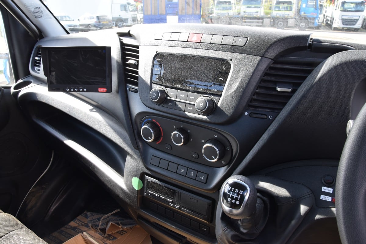 Iveco (2026) 72-180 7.2T Marvtech Tipping Hotbox