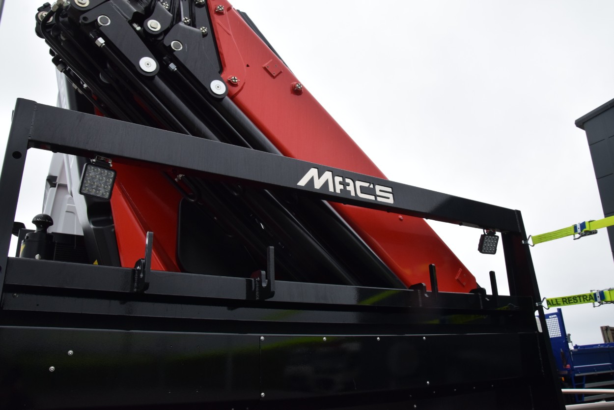 Mercedes (2025) 8x2 F660 Flatbed