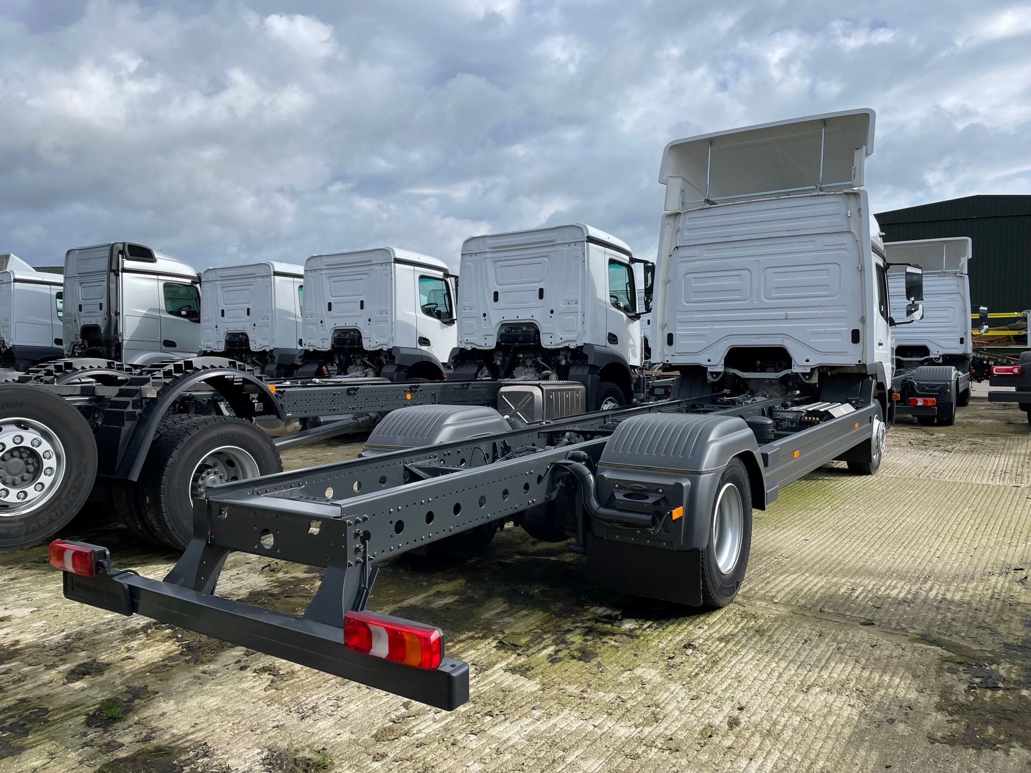 Mercedes (2026) Atego 1323 Chassis