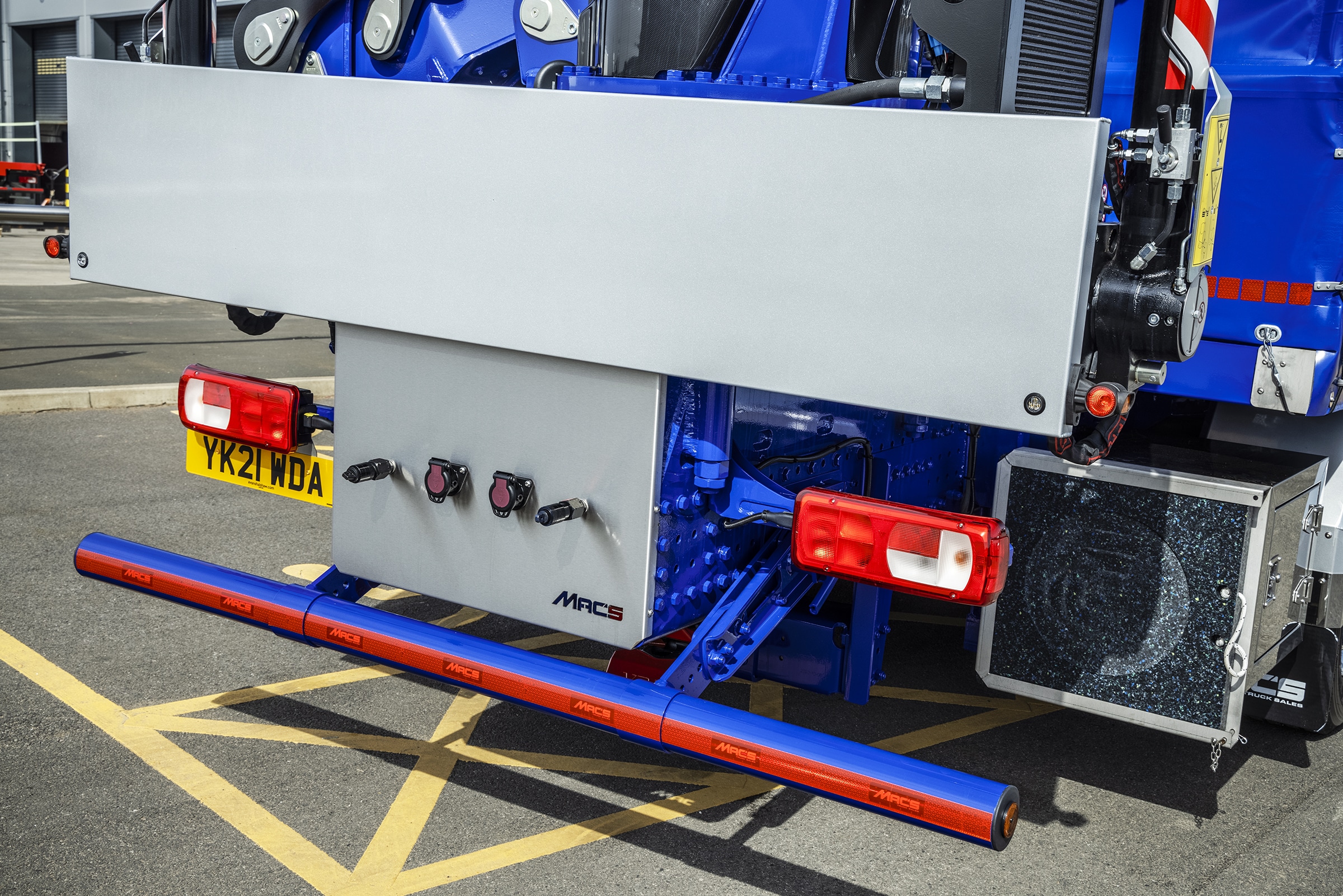 Specialist Large Rear Mount Crane Vehicles Built to your Requirements
