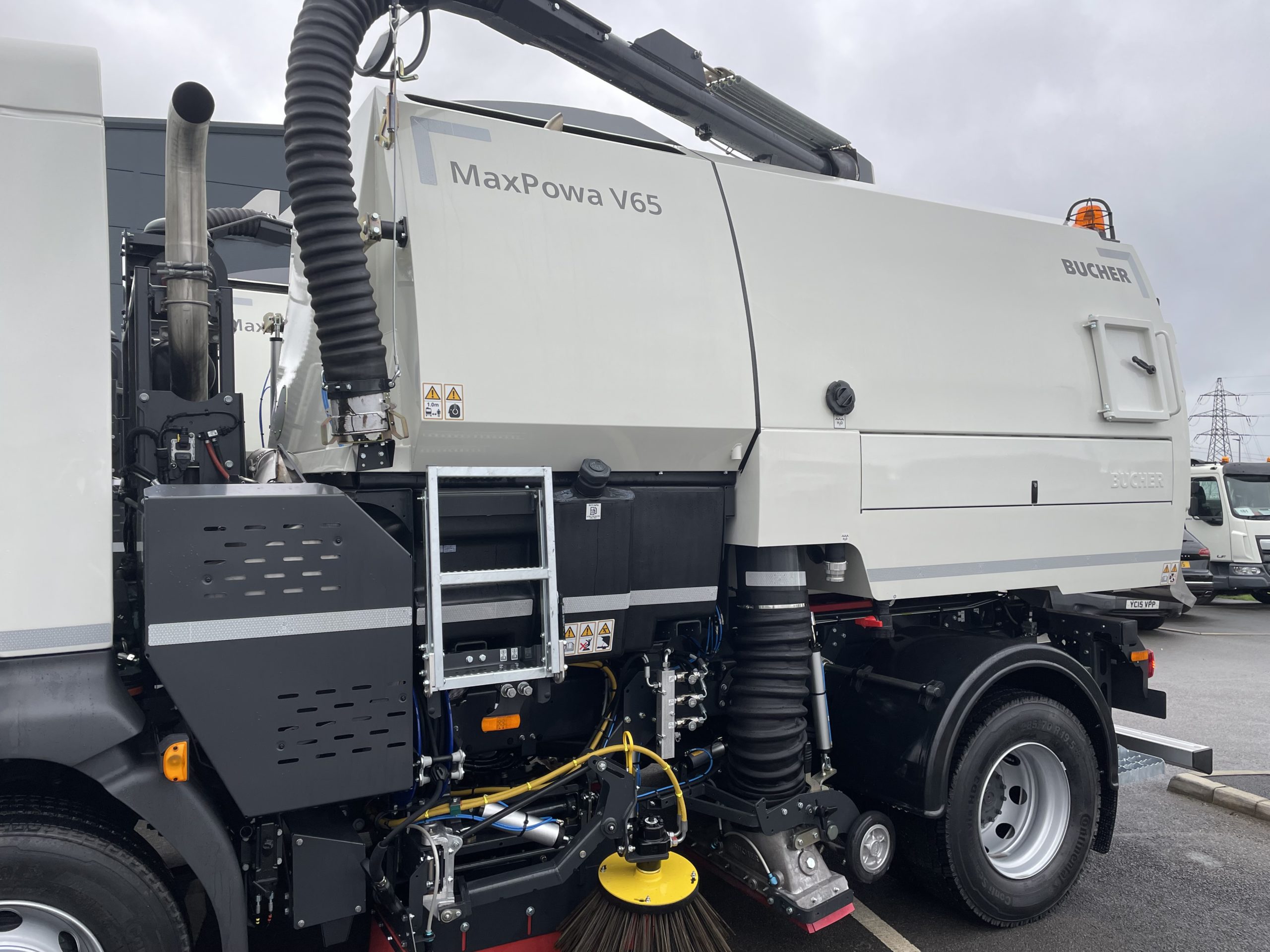 NEW VOLVO FL250 16T Bucher Sweepers