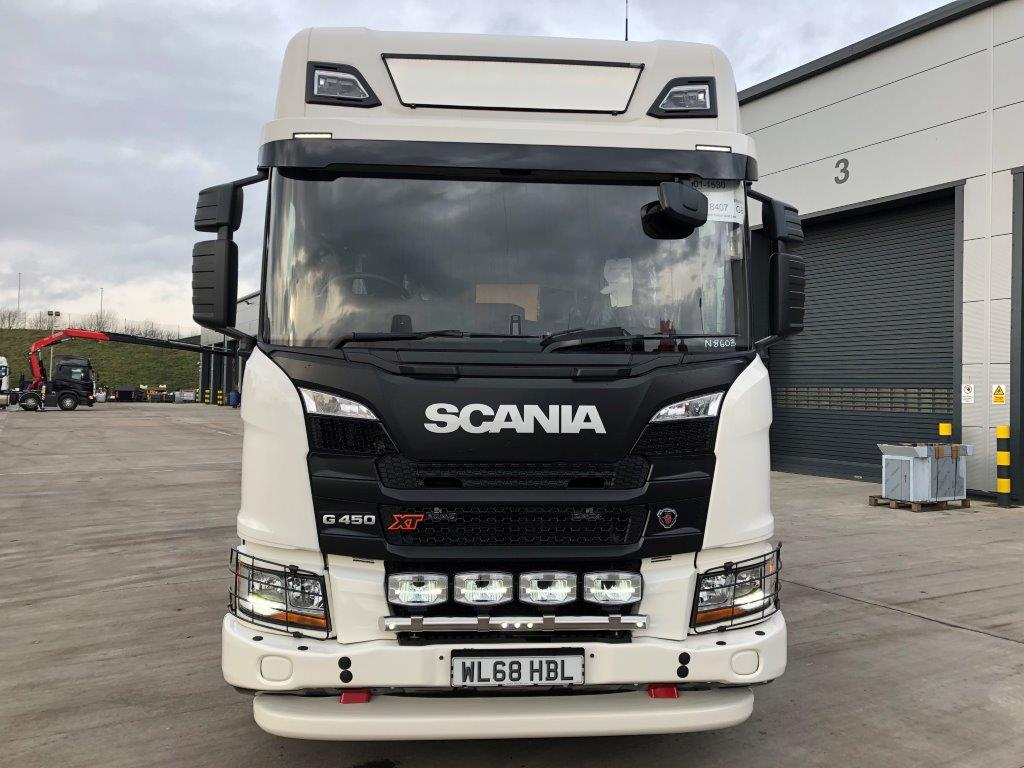Scania G450 8 x 2 Fassi F905RA.2.26 Crane Mounted Rigid
