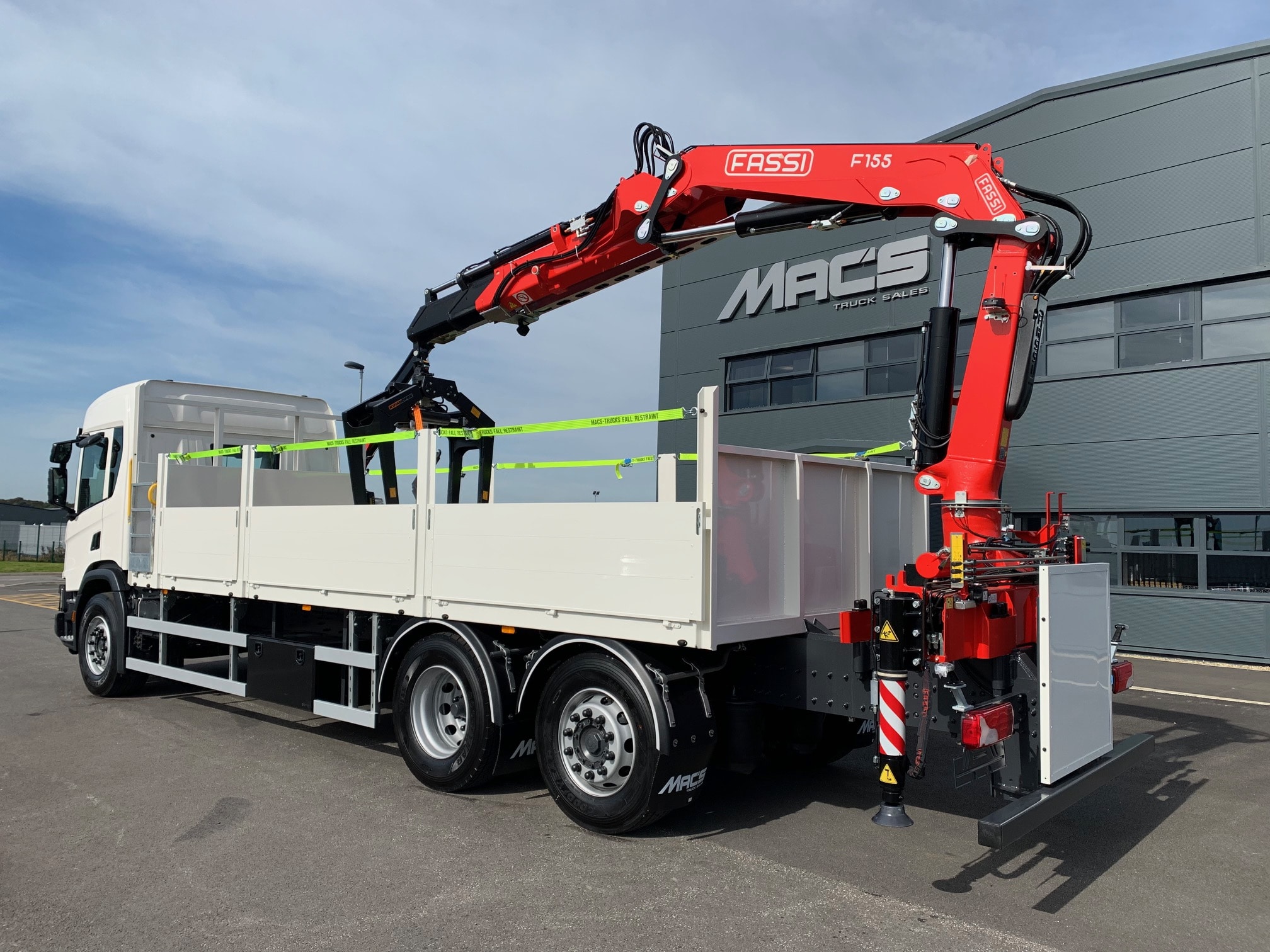 Scania P320 6 x 2 FASSI F155A2.22 with Brick Grab Crane Mounted Rigid ...