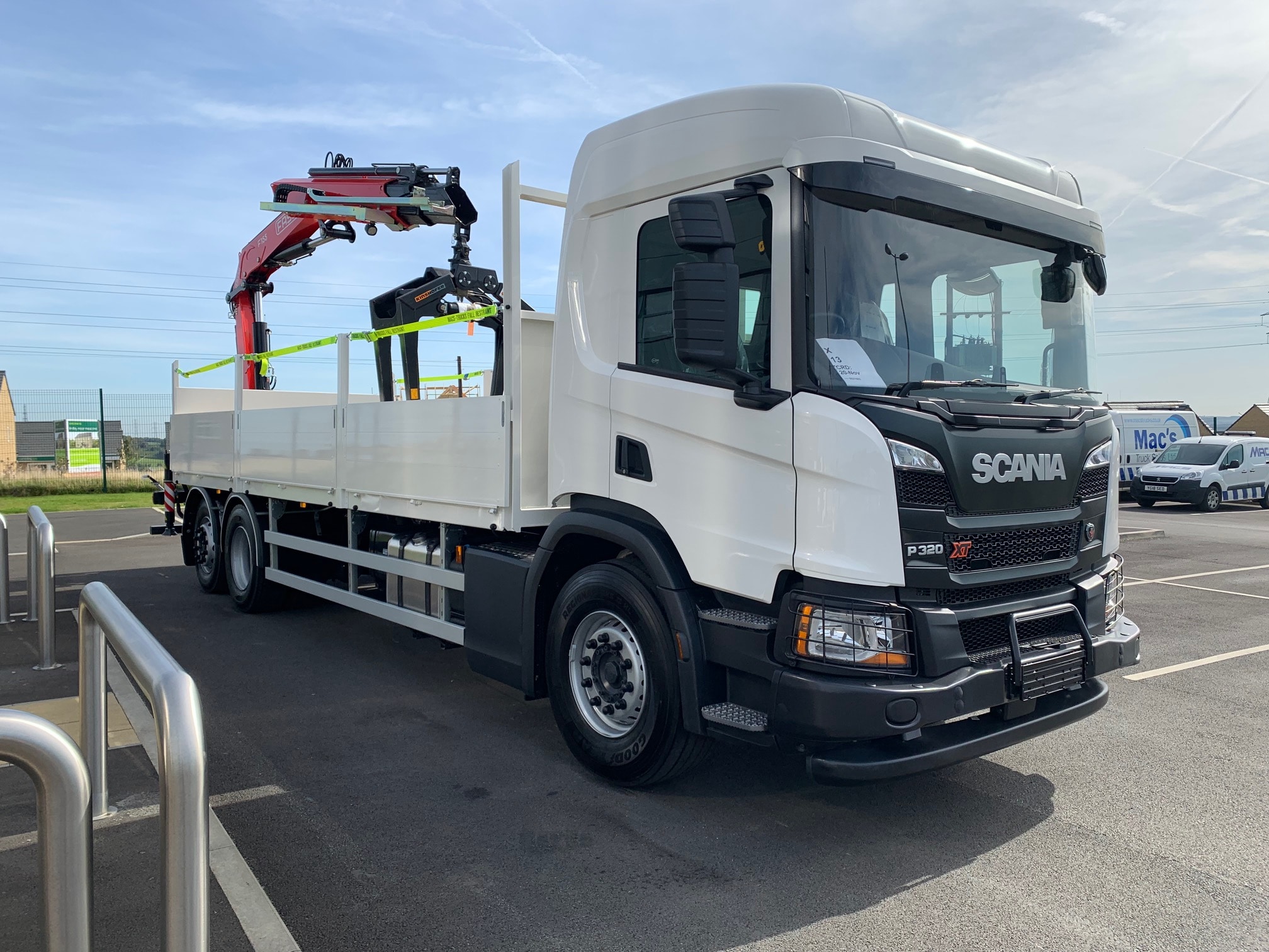 Scania P320 6 x 2 FASSI F155A2.22 with Brick Grab Crane Mounted Rigid ...