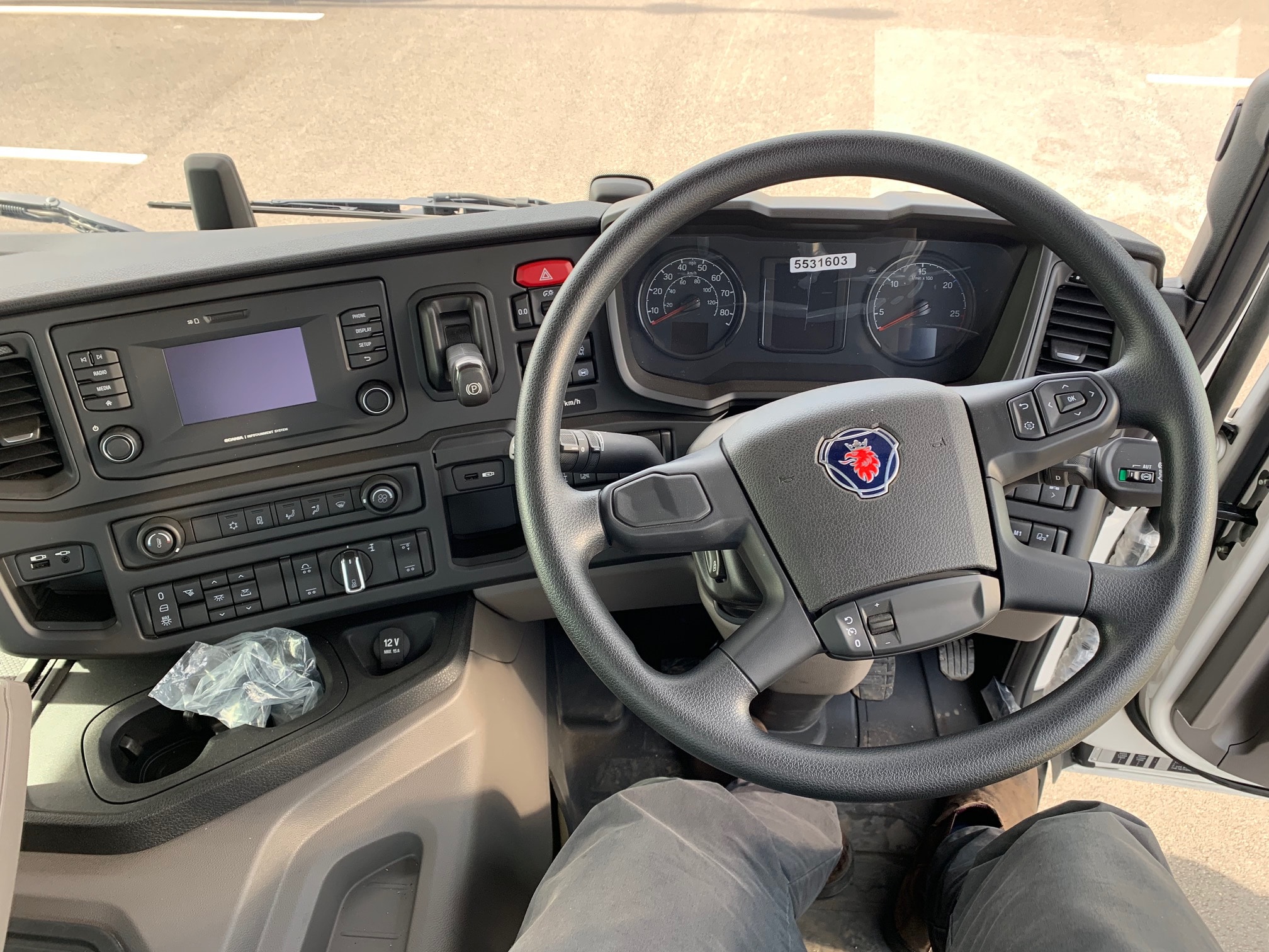 Scania P320 6 x 2 FASSI F155A2.22 with Brick Grab Crane Mounted Rigid ...