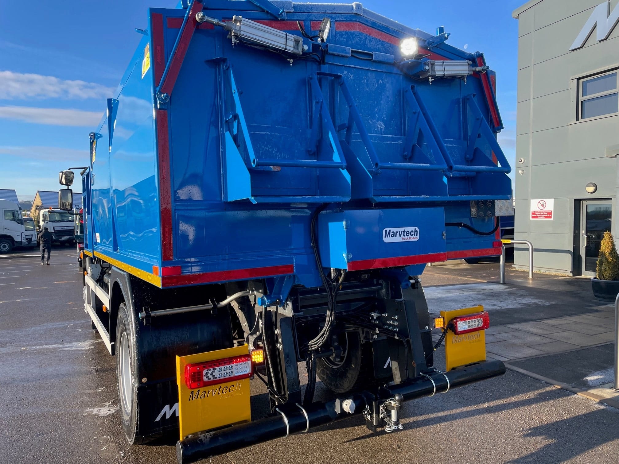 Volvo (2026) 18T Tipping Hotbox
