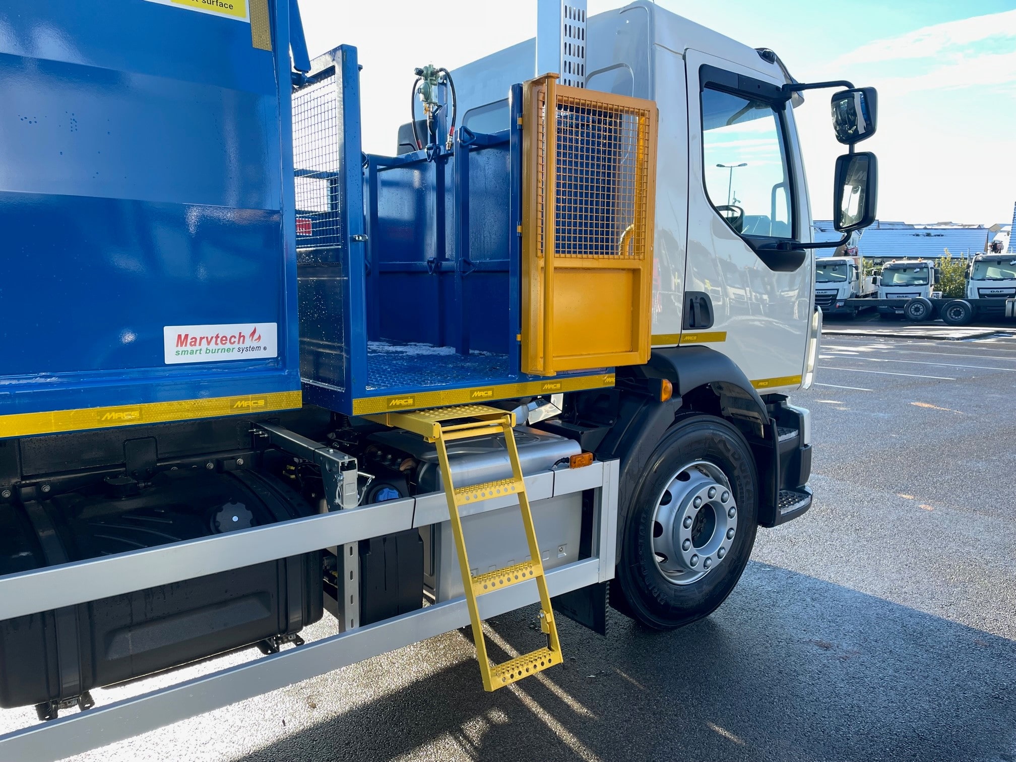 Volvo (2026) 18T Tipping Hotbox