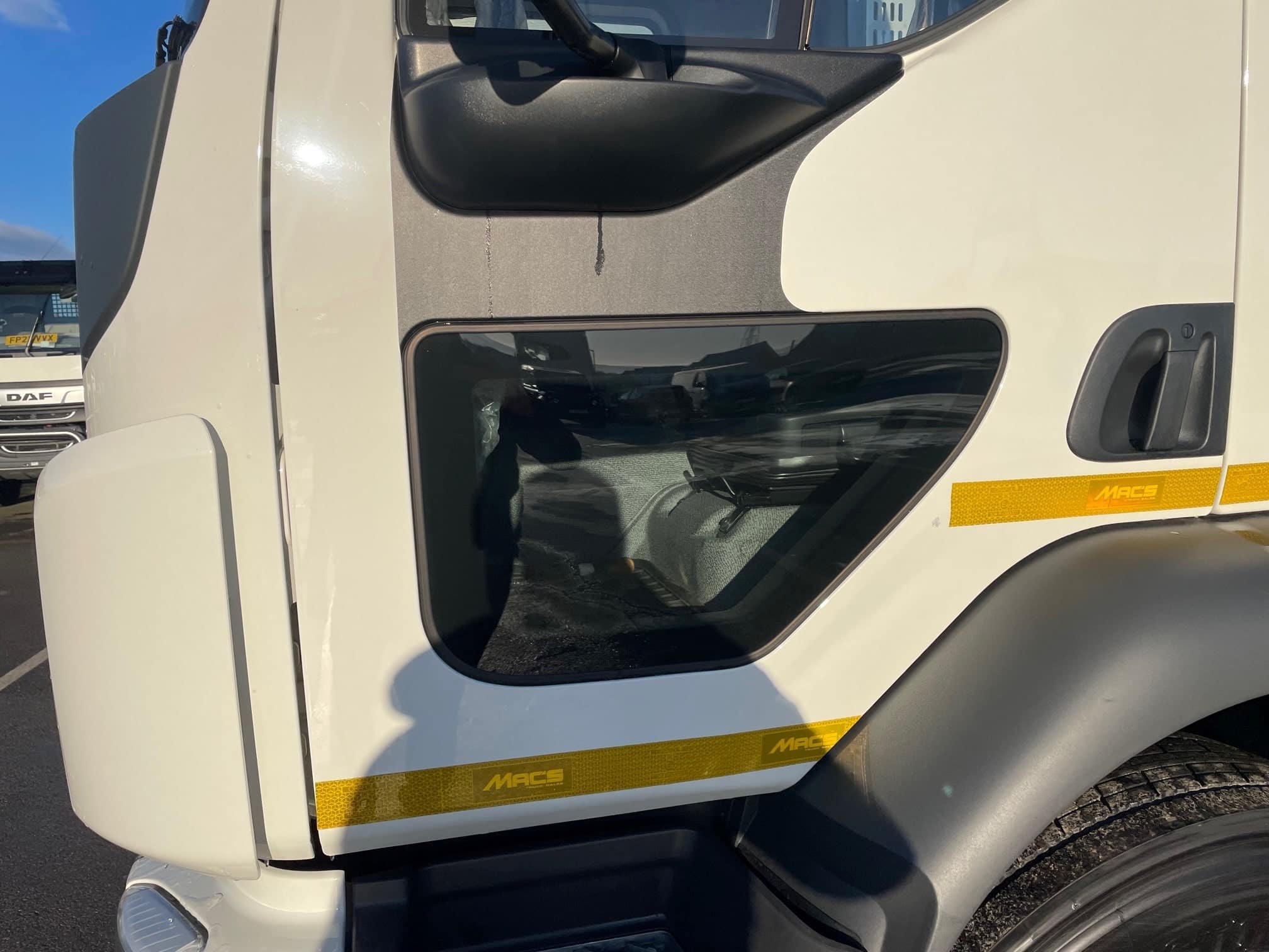 Volvo (2026) 18T Tipping Hotbox