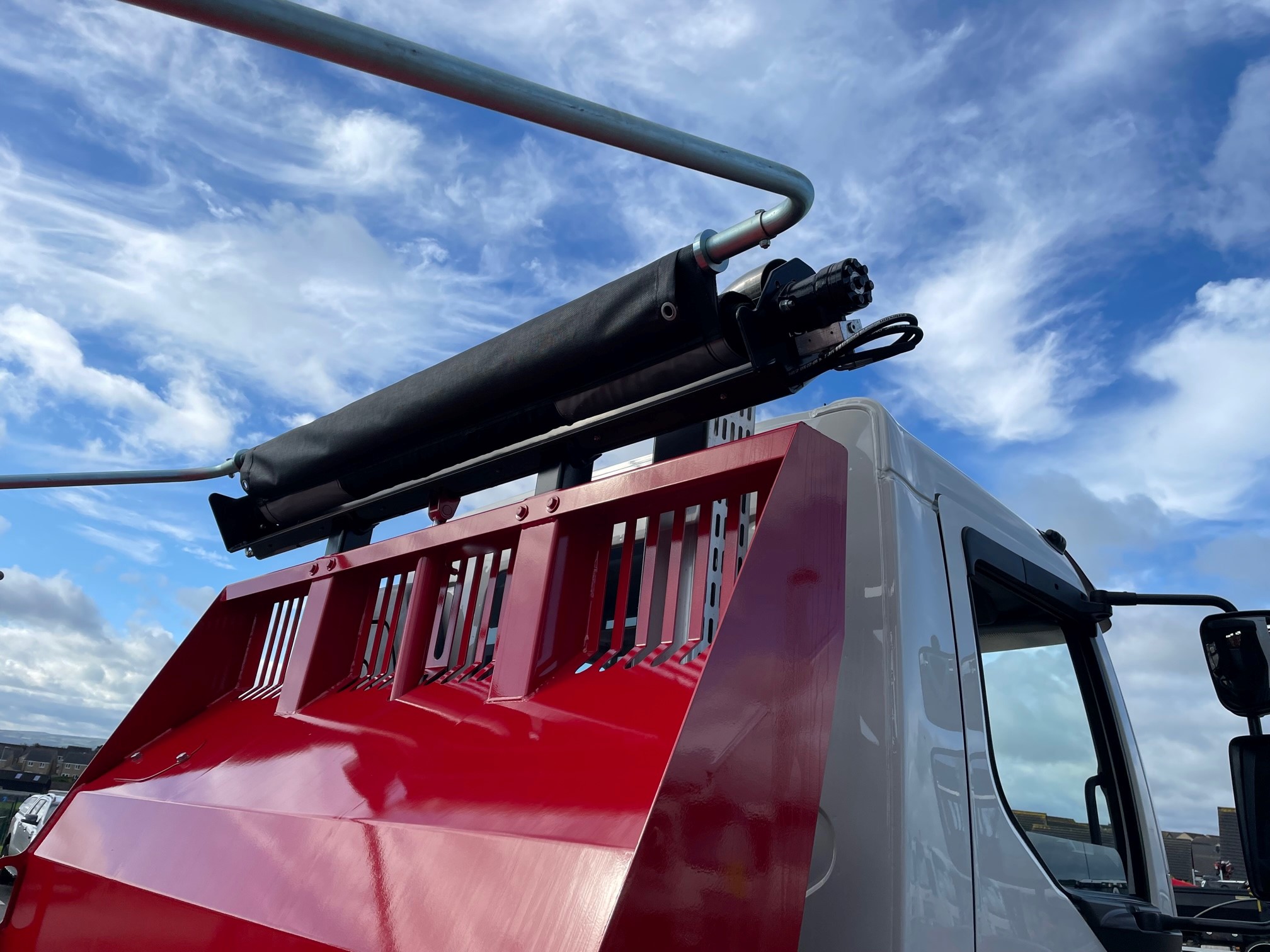 Volvo (2025)18T VDL SKIPLOADER