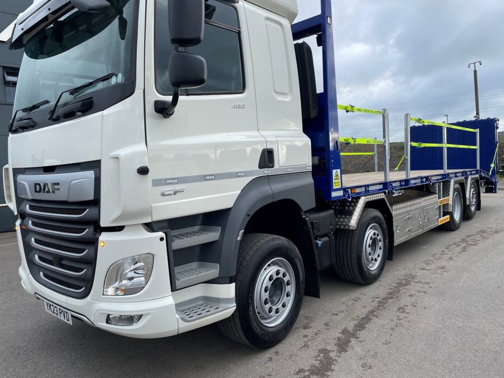 DAF (2025) XD Beavertail 8x2 32t