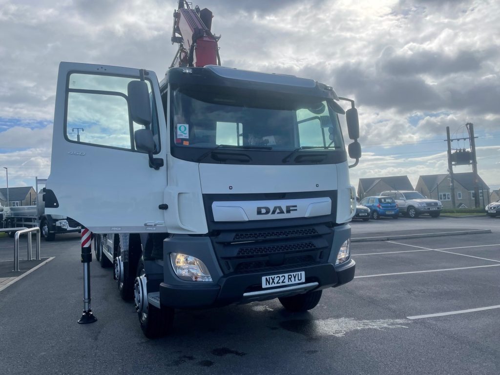 32 Tonne Trucks & Lorry Dealers | New & Used For Sale