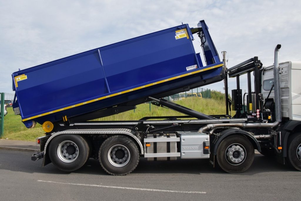 Volvo (2025) FE320 6X2 26T Tipping Hotbox