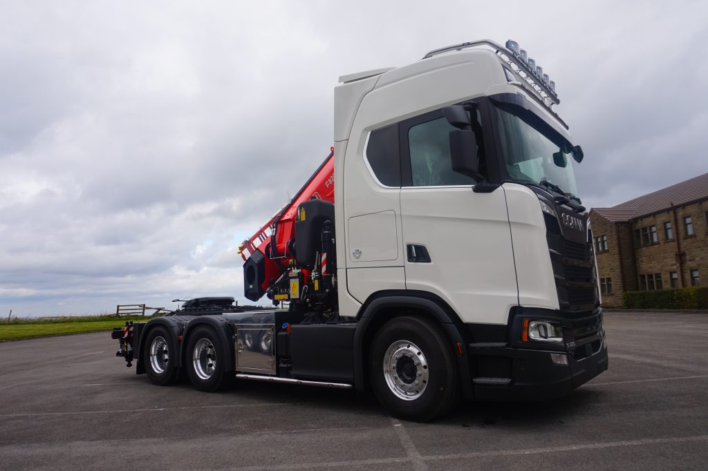 Crane Tractor Units for Sale | Mac's Truck Sales