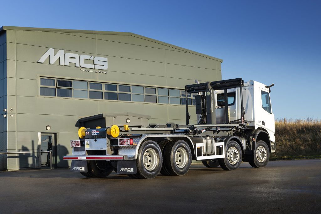 32 Tonne Trucks & Lorry Dealers | New & Used For Sale