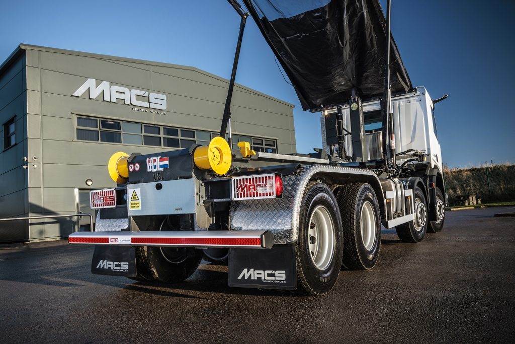 32 Tonne Trucks & Lorry Dealers | New & Used For Sale