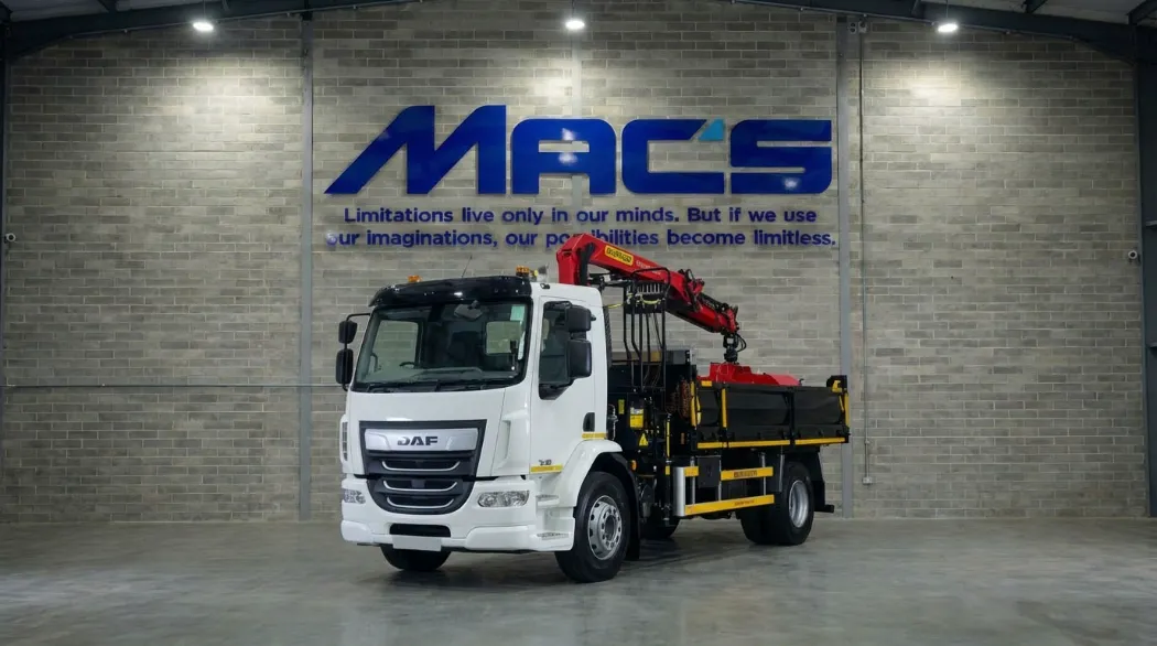 DAF (2026) XB260 4X2 18T Tipper Grab Palfinger PK11